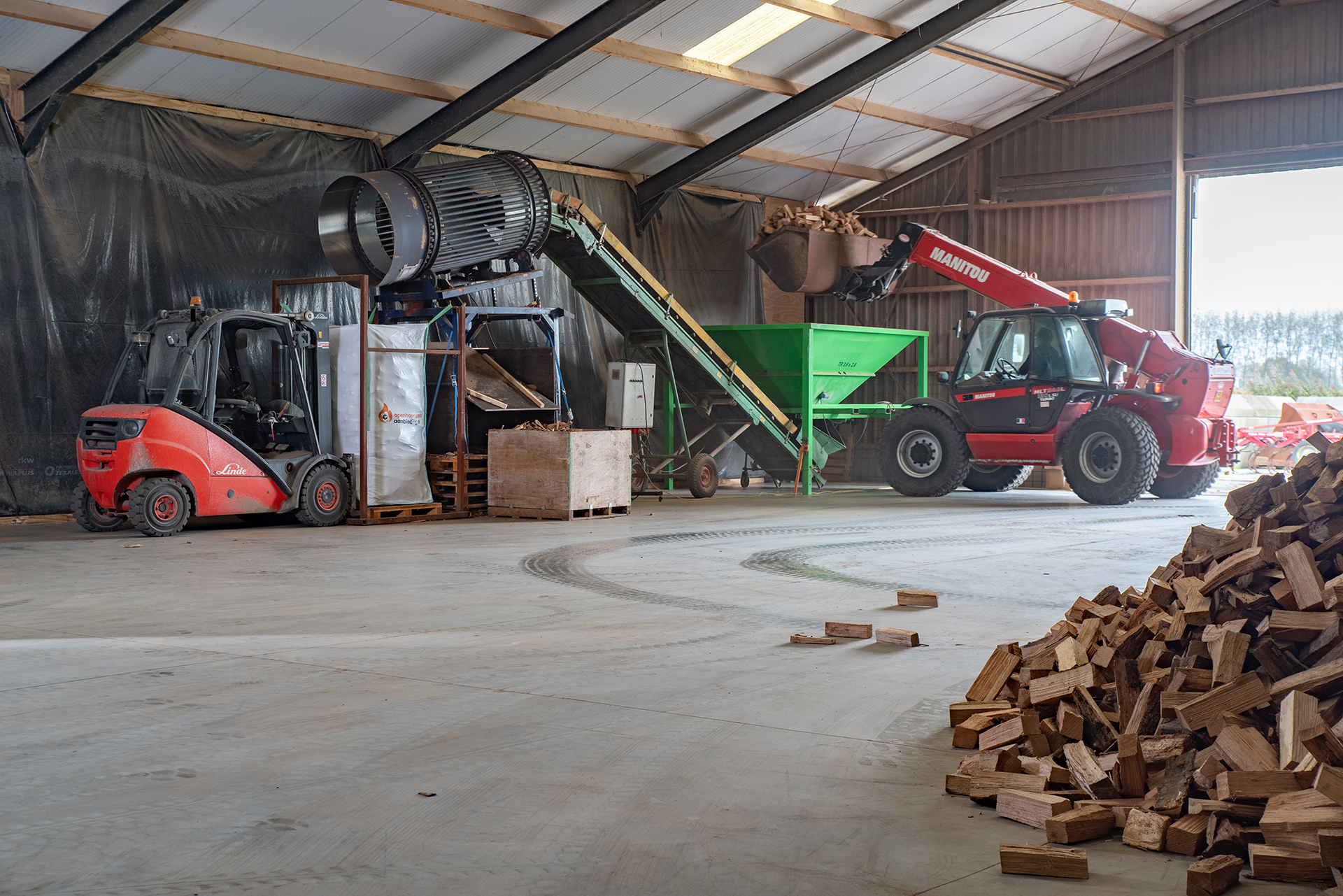 Gedroogd haardhout kopen | Openhaardhoutaanbieding.nl